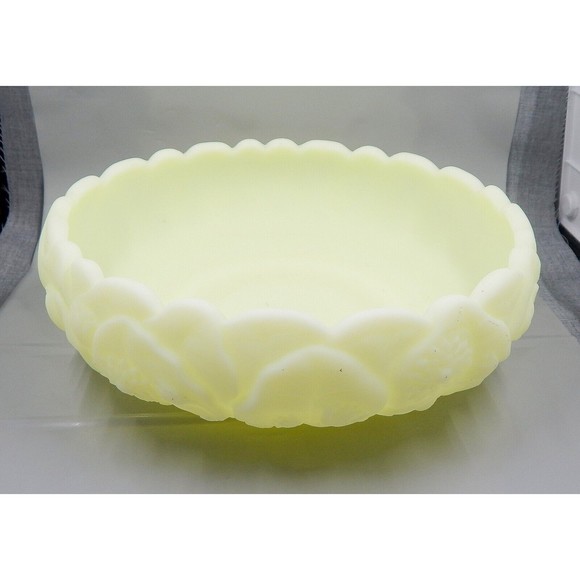 Fenton | Accents | Fenton Custard Satin Glass Water Lily Pattern ...